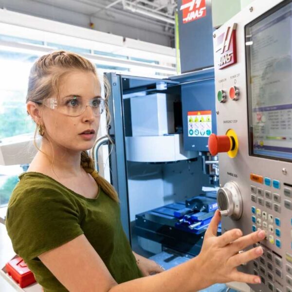 Bachelor of Manufacturing Engineering: Degree of the Future | Academic ...